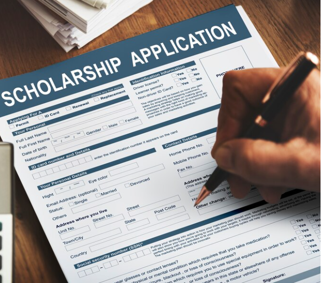 10 Different Types of Scholarships and Their Benefits